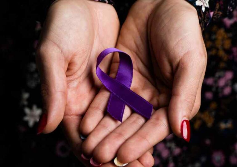 ¿Por qué el violeta es el color del Día Internacional de la Mujer ...
