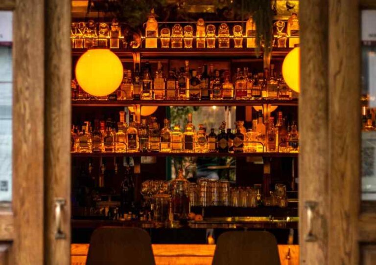Los mejores bares en la Roma: Descubre la vibrante vida nocturna del ...